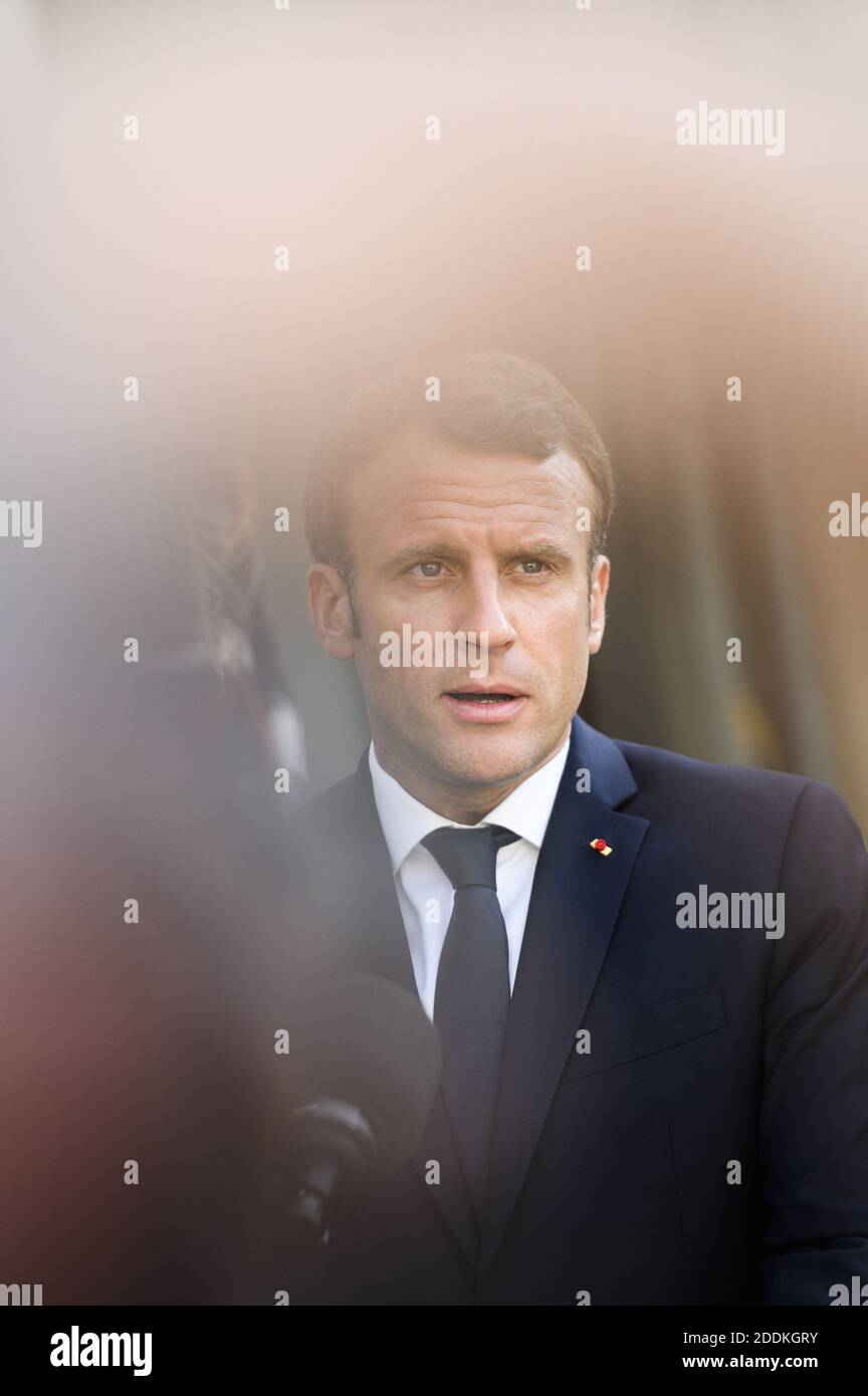 PORTRAIT : French President Emmanuel Macron looks at the Elysee ...
