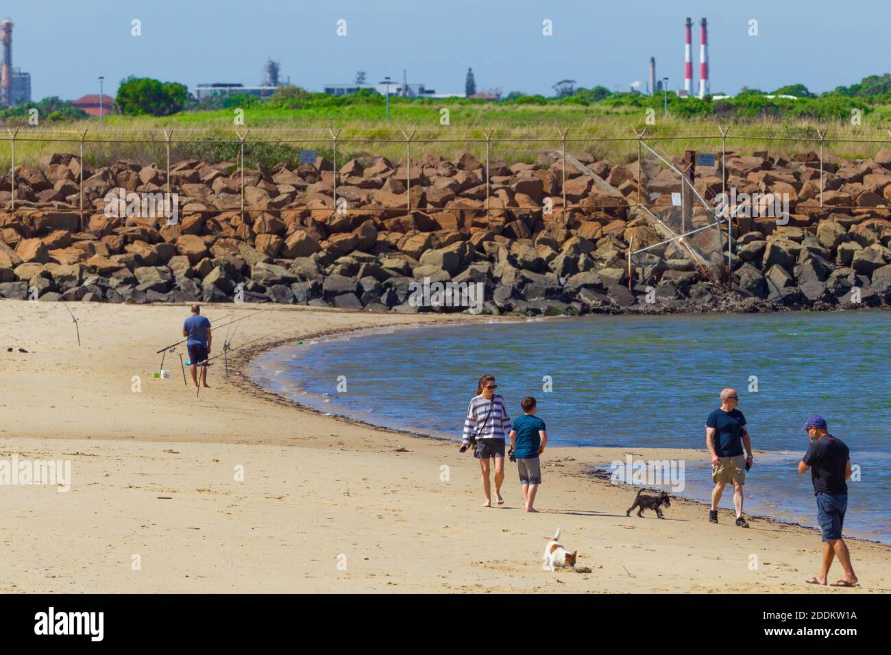 Walking on Tower Beach ('The Beach') at Sydney Airport on Botany Bay in ...