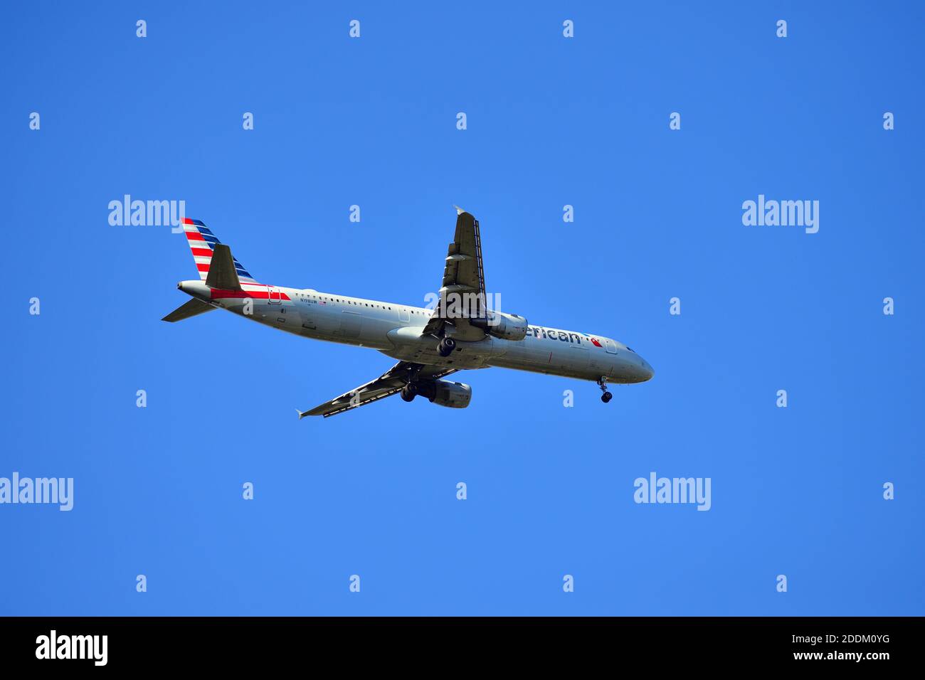 Chicago, Illinois, USA. With its landing gear down and locked, an ...