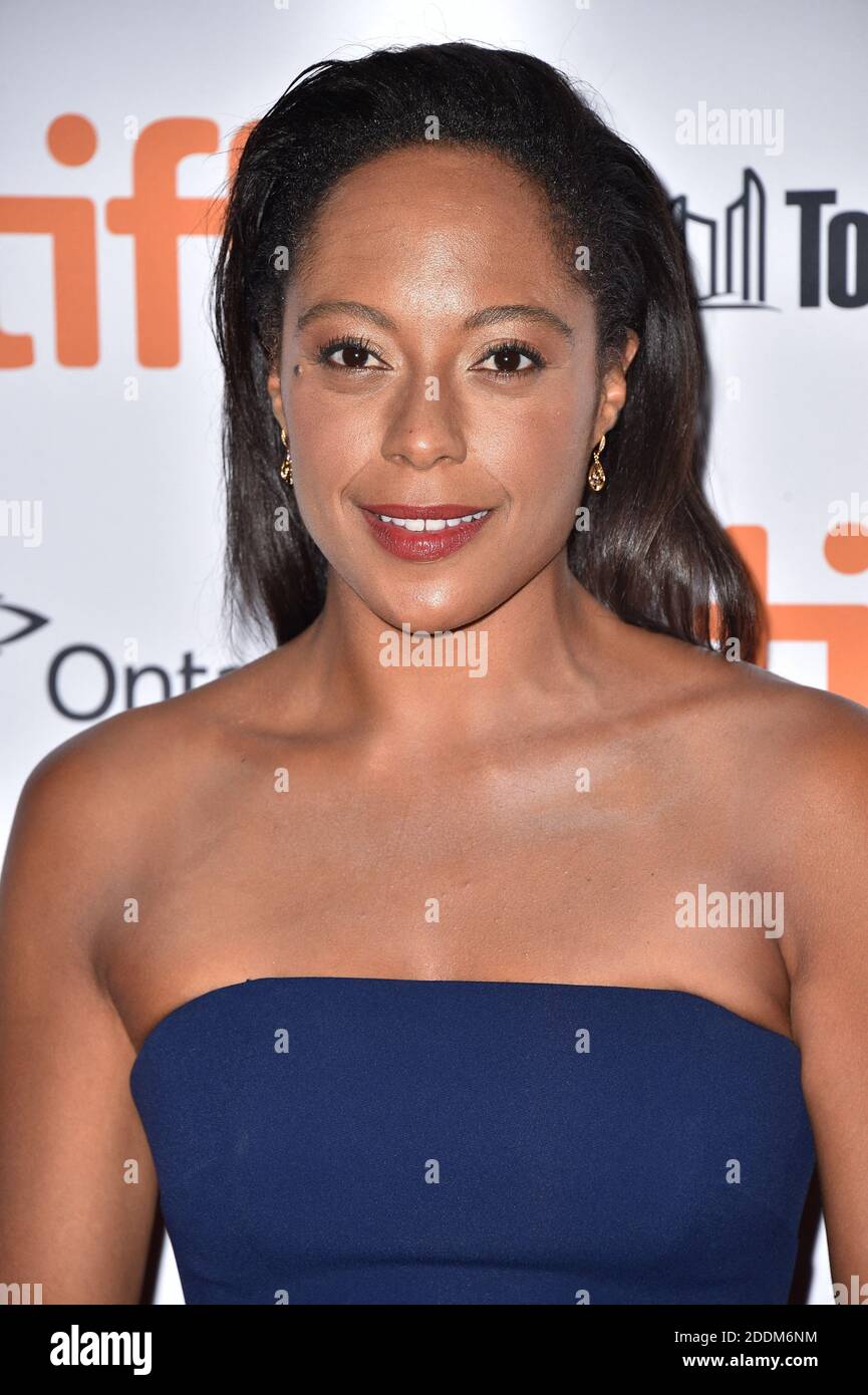 Rosalind eleazar hi-res stock photography and images - Alamy