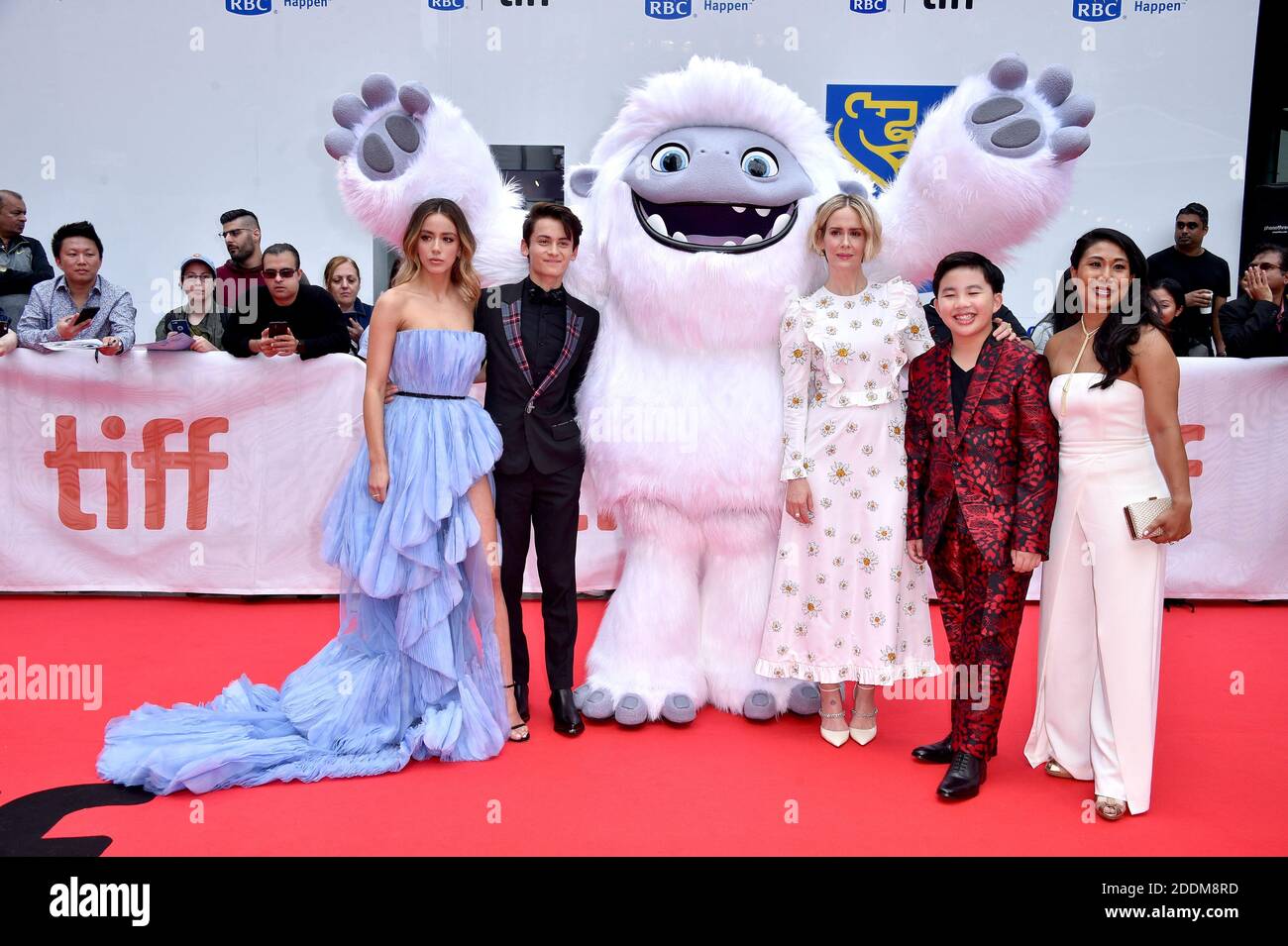 Chloe Bennet, Tenzing Norgay Trainor, Sarah Paulson, Albert Tsai and ...