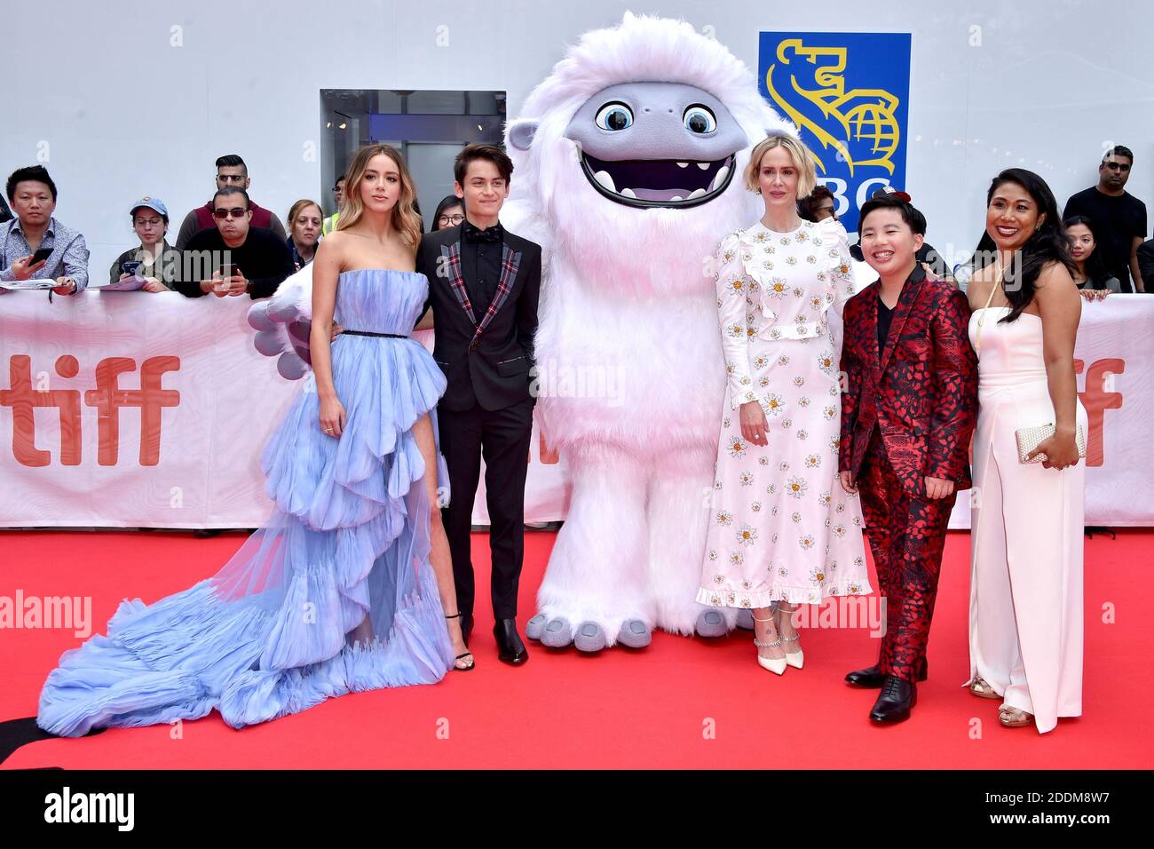 Chloe Bennet, Tenzing Norgay Trainor, Sarah Paulson, Albert Tsai and ...