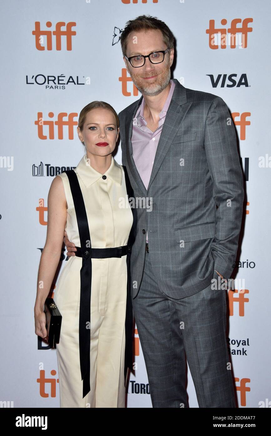 Mircea Monroe, Stephen Merchant attend the "Jojo Rabbit" premiere ...