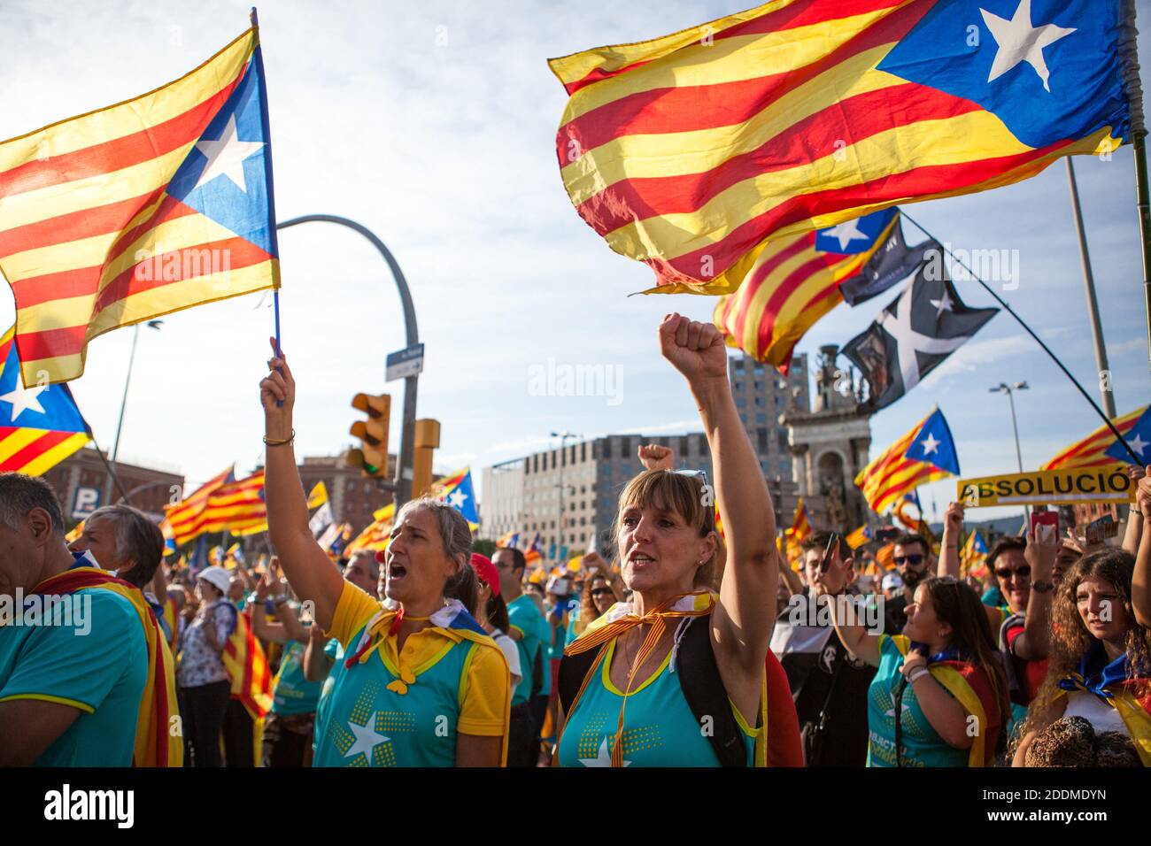 Diada nacional de catalunya hi-res stock photography and images - Alamy