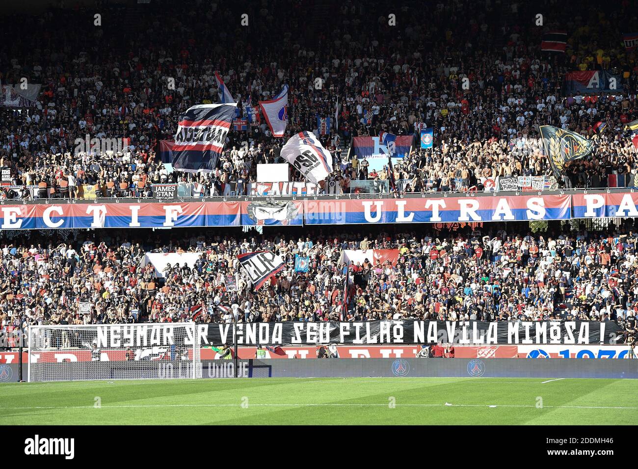 Psg ligue 1 strasbourg hi-res stock photography and images - Alamy