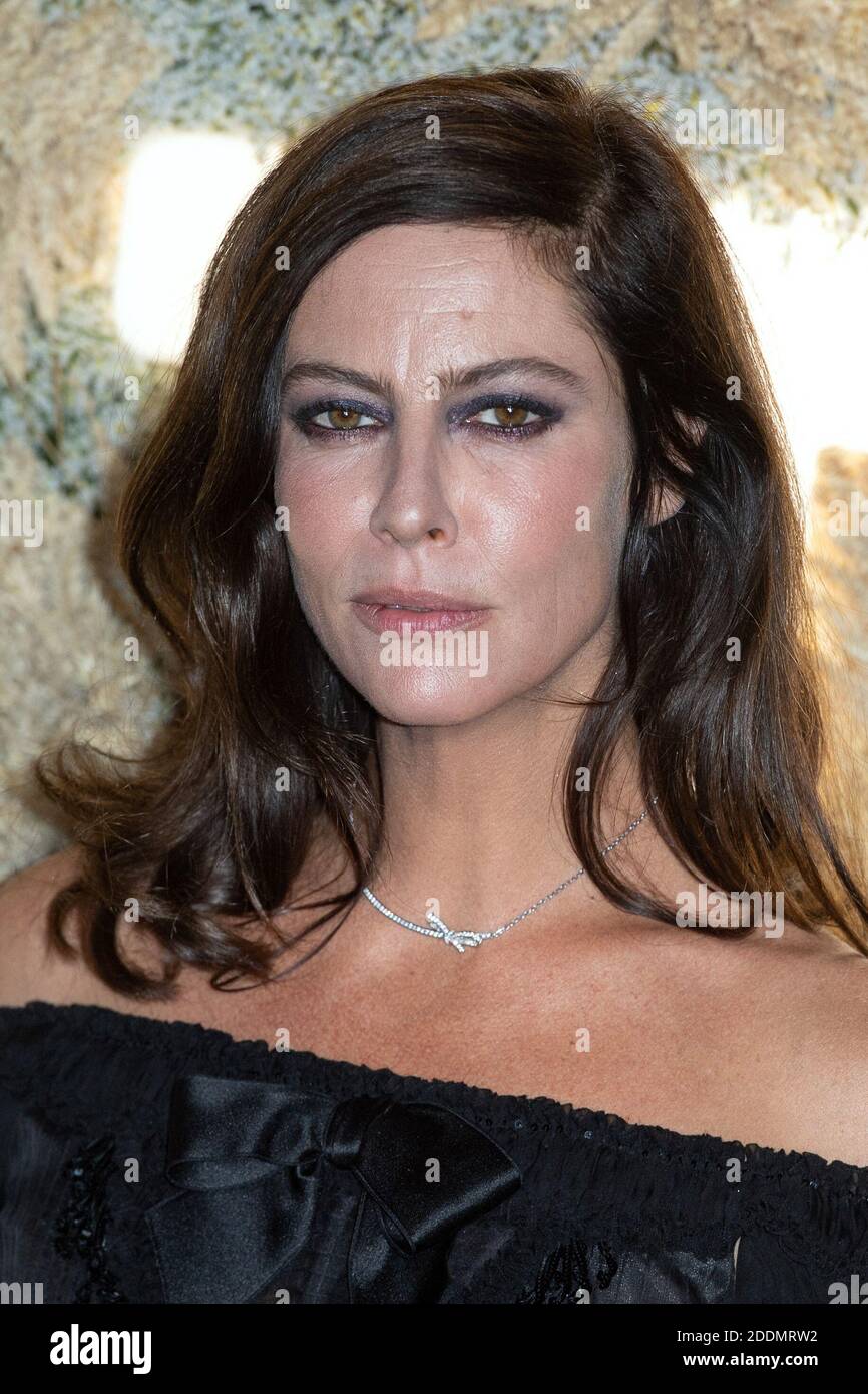 Anna Mouglalis attending the Opening Season Gala of the Opera National ...