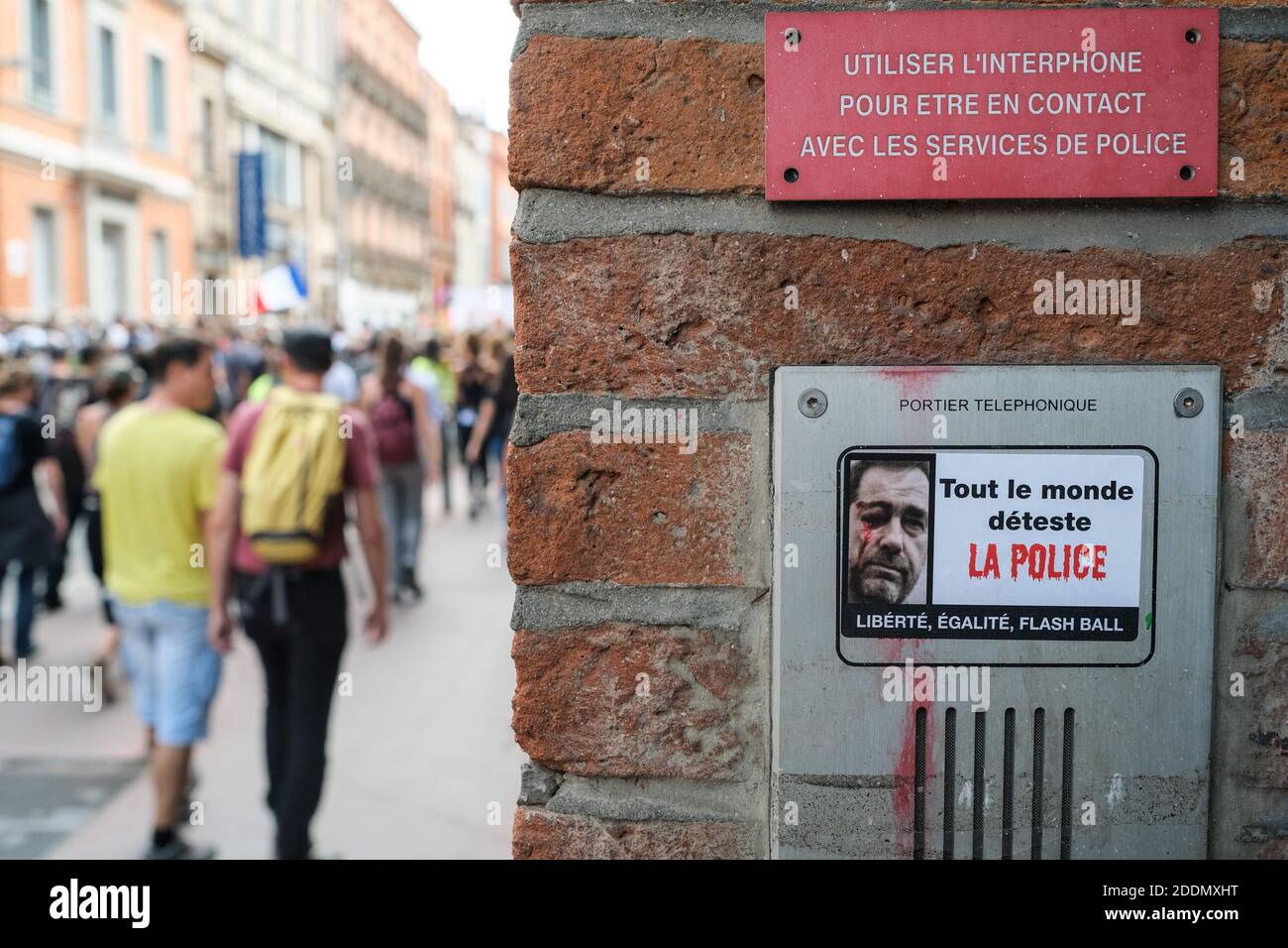 Intercom france hi-res stock photography and images - Alamy
