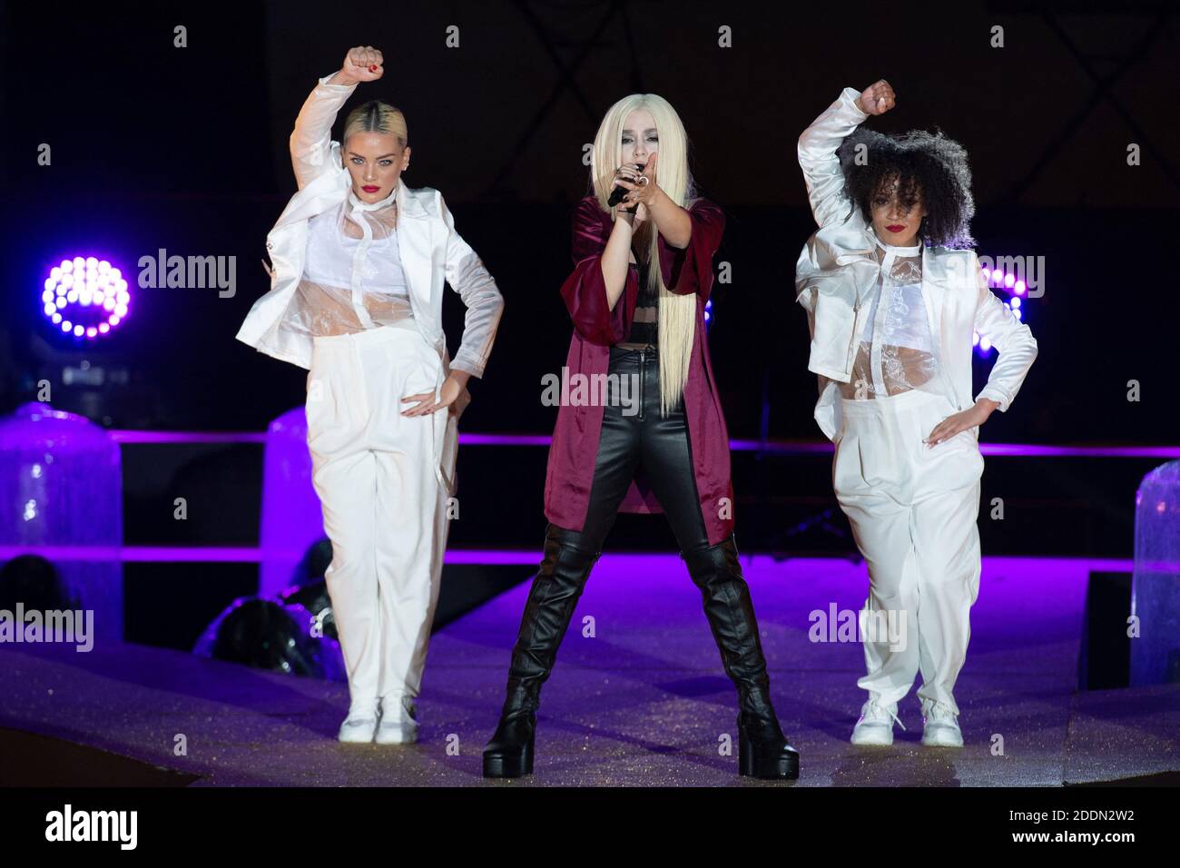 Ava Max performing on the runway during the Etam Winter 2019/Summer ...