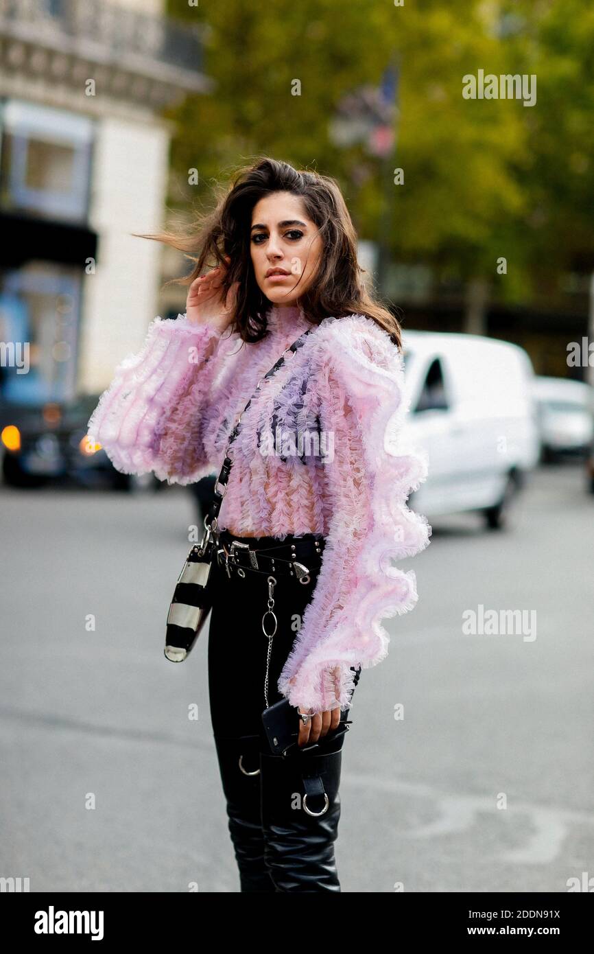 Street style, Nil Ninat arriving at Balmain Spring-Summer 2020 ready-to ...