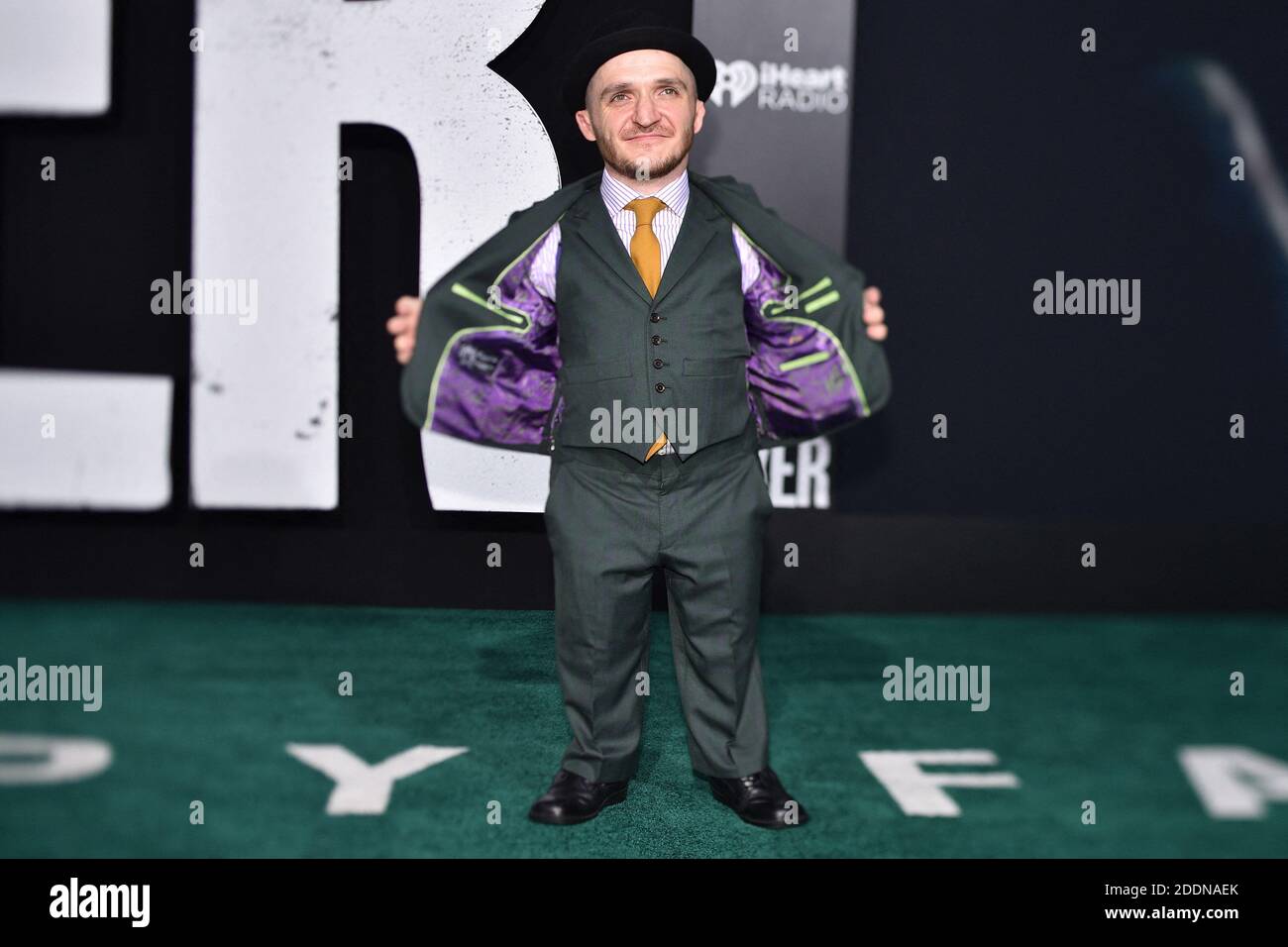 Leigh Gill attends the premiere of Warner Bros Pictures "Joker" on ...