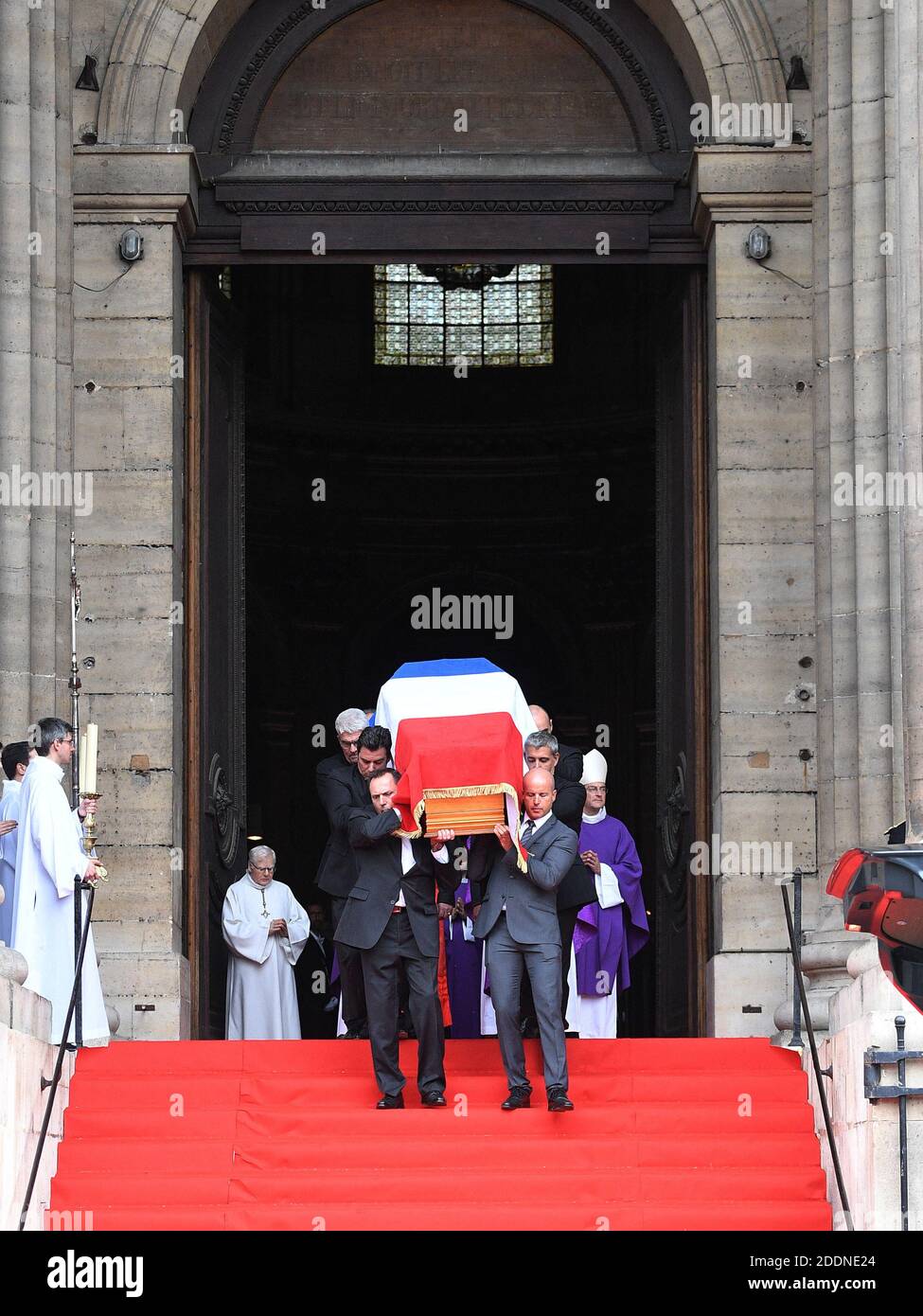 Casket funeral 1995 hi-res stock photography and images - Alamy
