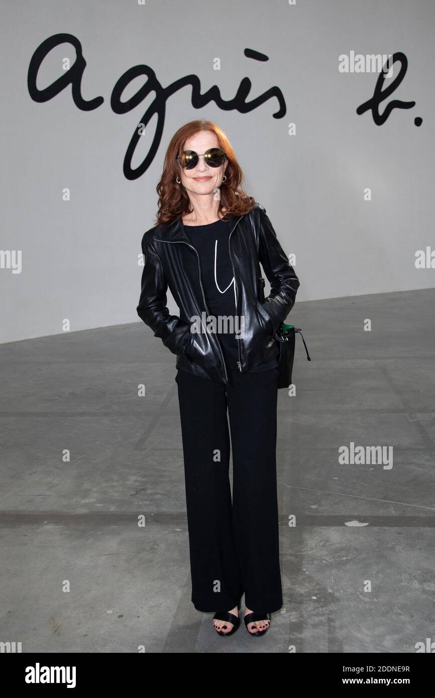 Agnes with isabelle huppert 2019 hi-res stock photography and images ...