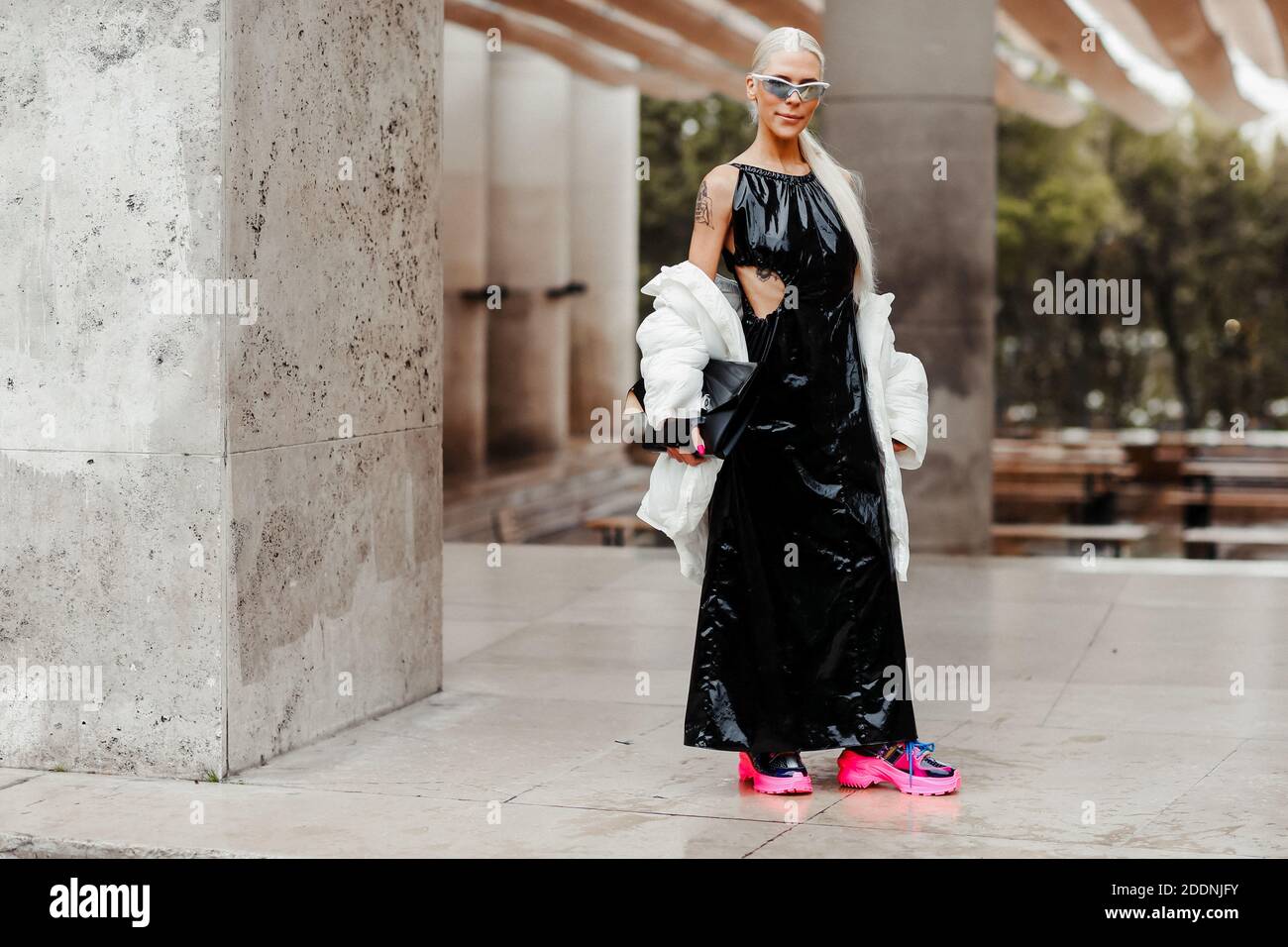 Street style, Jennifer Grace arriving at Mugler Spring-Summer 2020 ...