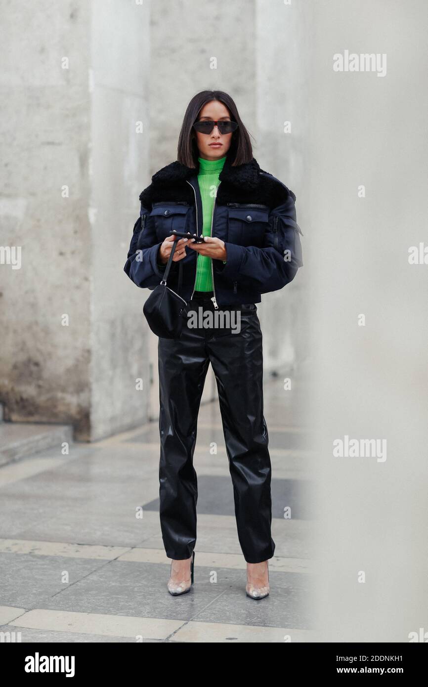 Street style, Alexandra Guerain arriving at Haider Ackermann Spring ...