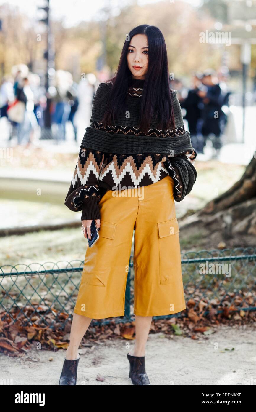 Sacai spring 2020 hi-res stock photography and images - Alamy