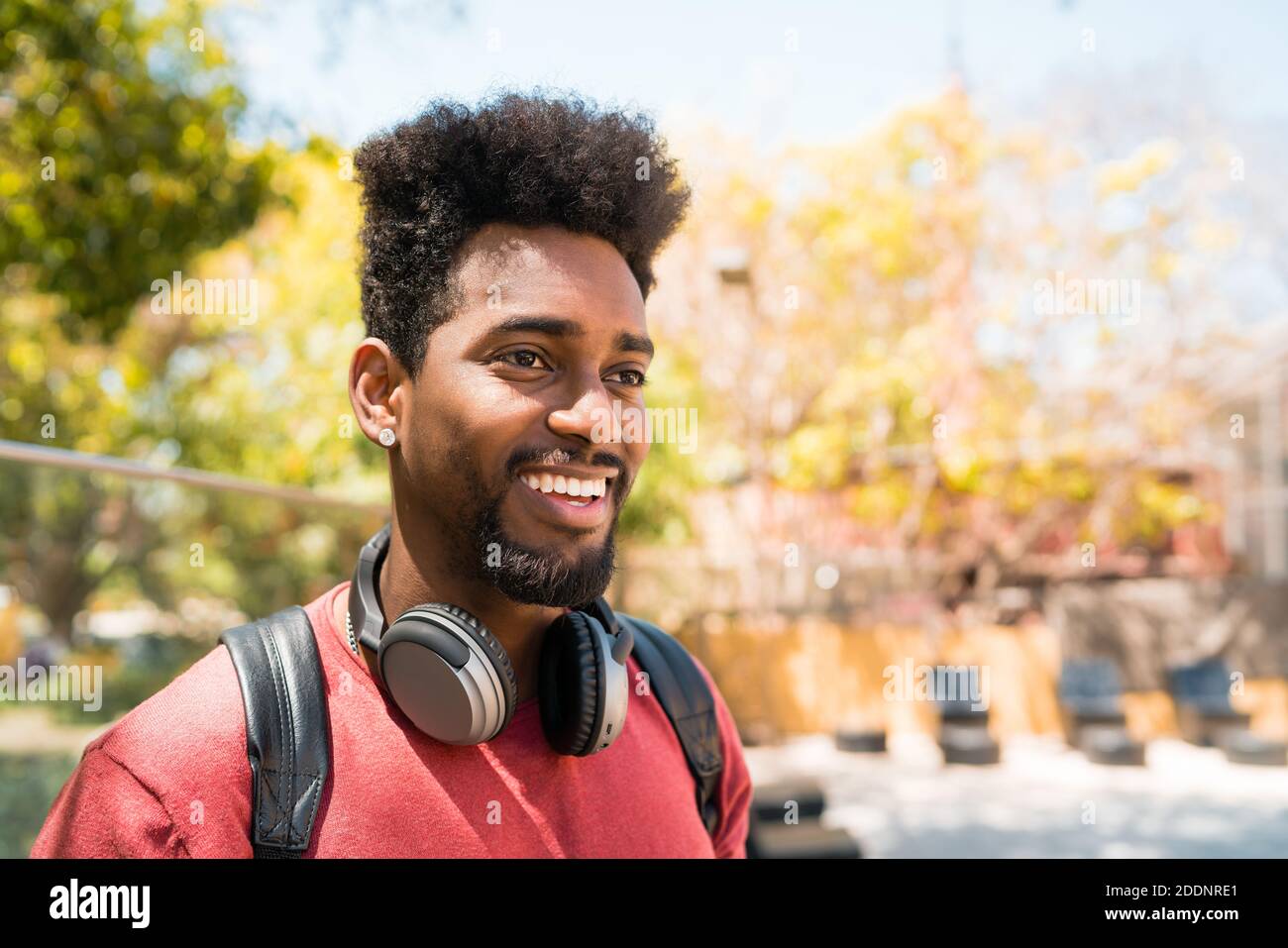 Excited afro hi-res stock photography and images - Alamy