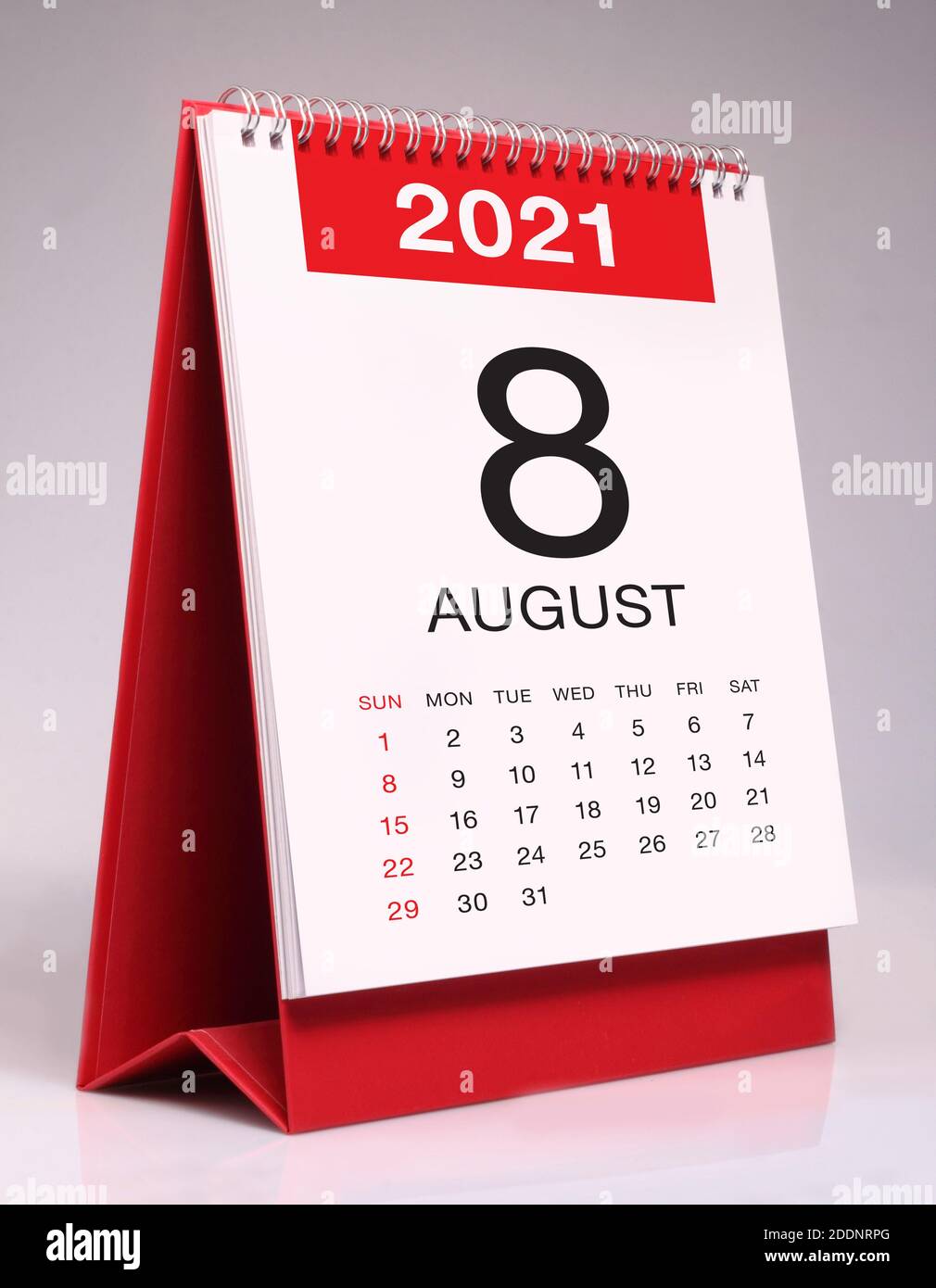 Simple desk calendar for August 2021 Stock Photo - Alamy