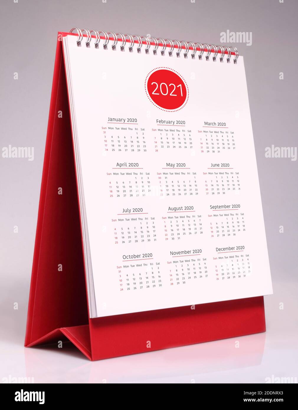 Simple desk calendar for year 2021 Stock Photo - Alamy