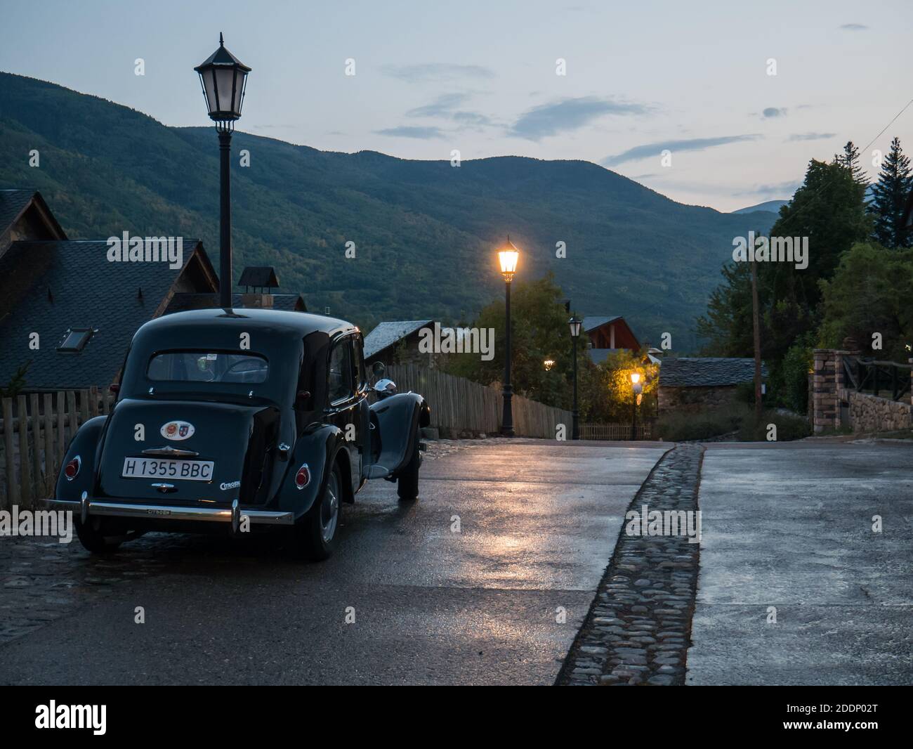 Citroen traction avant car hi-res stock photography and images - Alamy