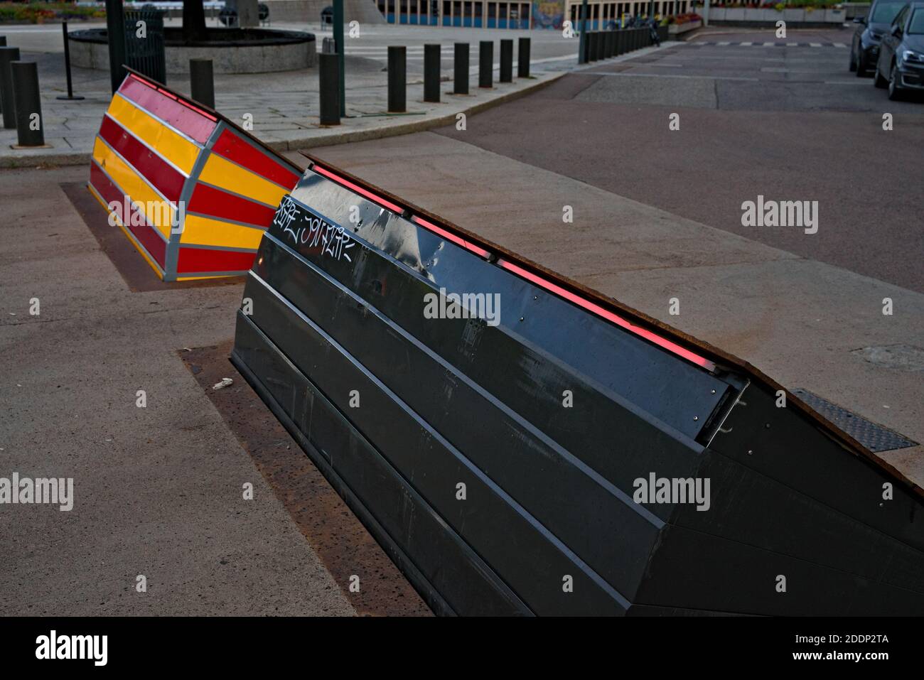 Automatic road blocking mechanism for protection and anti terrorism ...