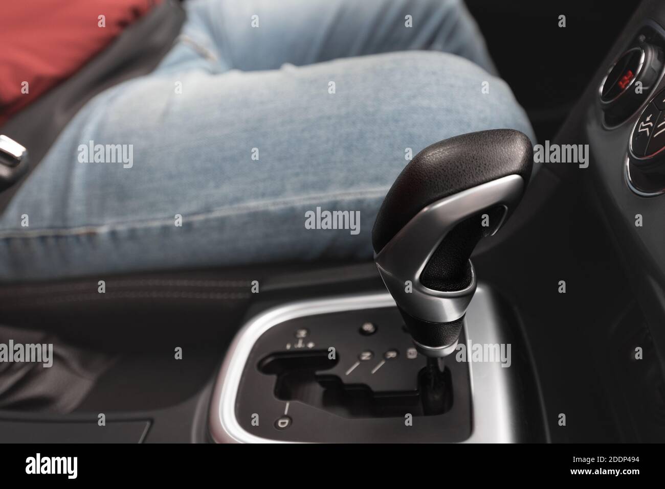 Automatic gearbox hi-res stock photography and images - Alamy