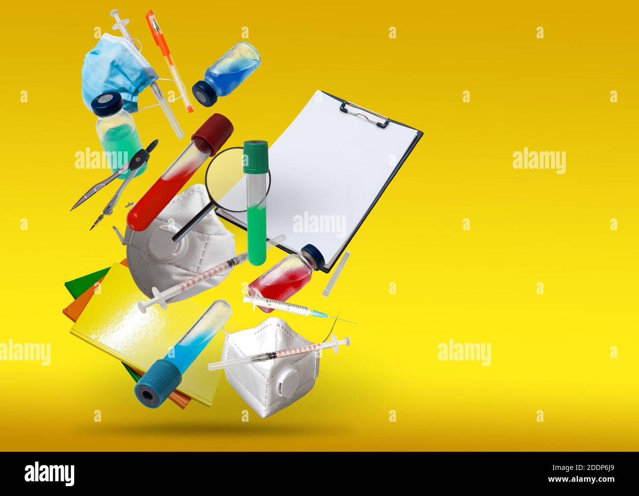 Test tube beaker thermometer hi-res stock photography and images - Alamy