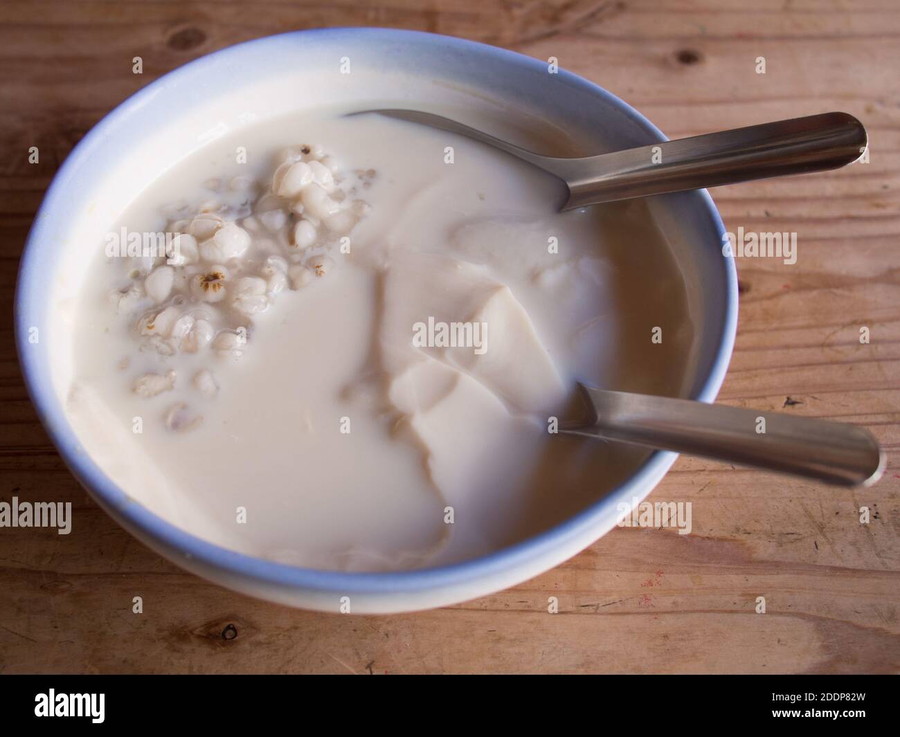 Soybean pudding hi-res stock photography and images - Alamy