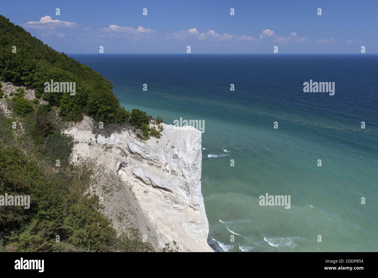 Mon denmark cliff hi-res stock photography and images - Alamy
