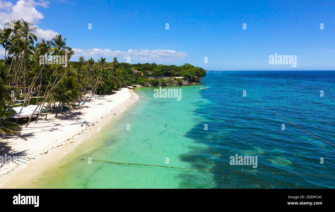 Alona beach, beautiful panoramic sea view, with clean water. Panglao ...