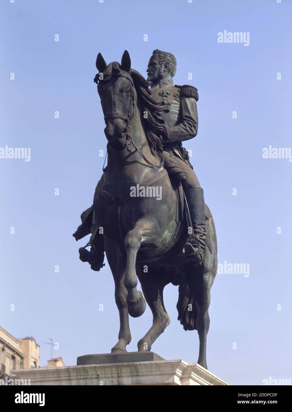 ESTATUA ECUESTRE DEL GENERAL ESPARTERO EN LA CALLE ALCALA INAUGURADA EN ...