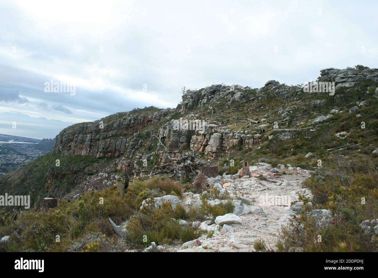 Outcrop mine hi-res stock photography and images - Alamy