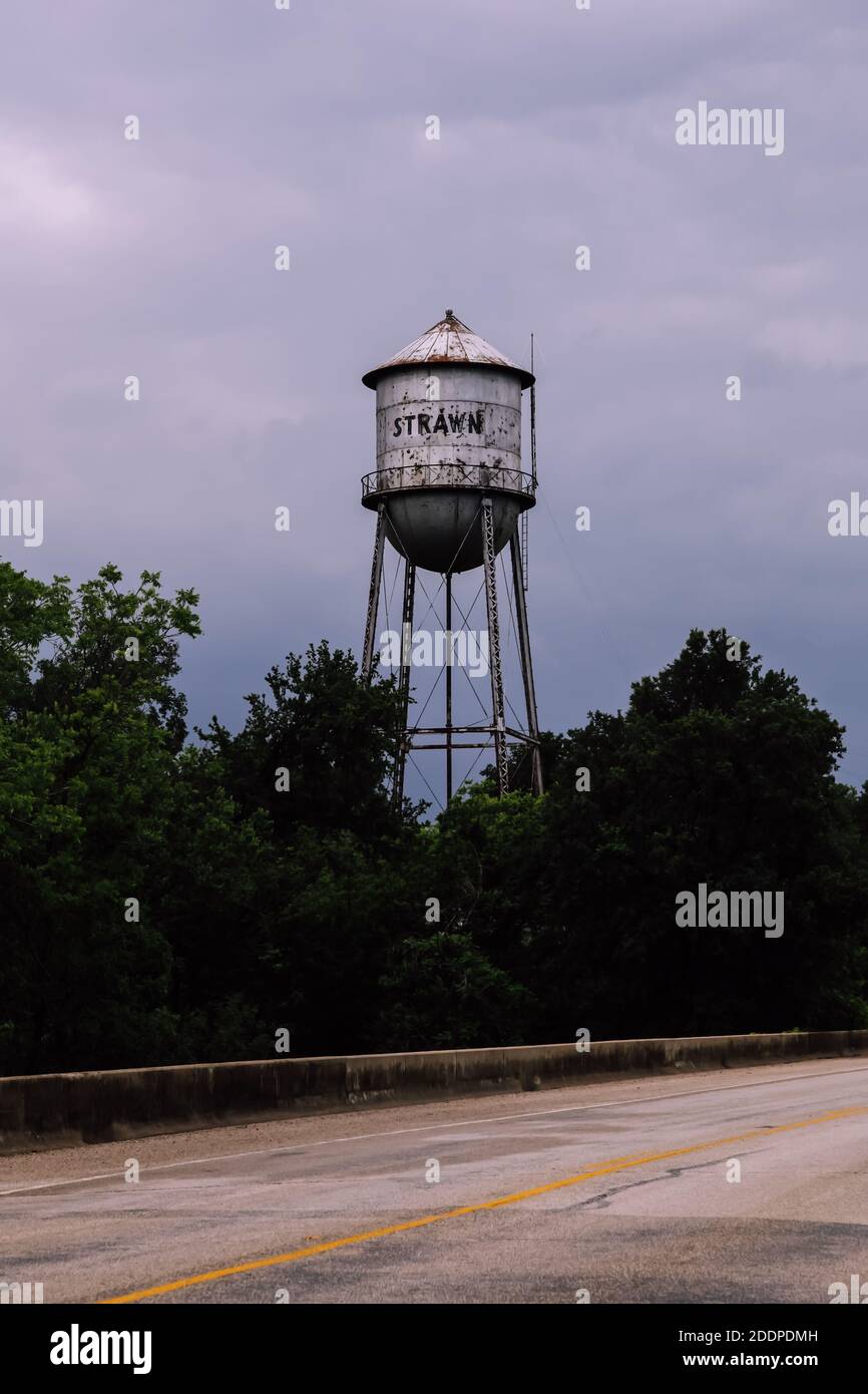 Strawn water tower hi-res stock photography and images - Alamy