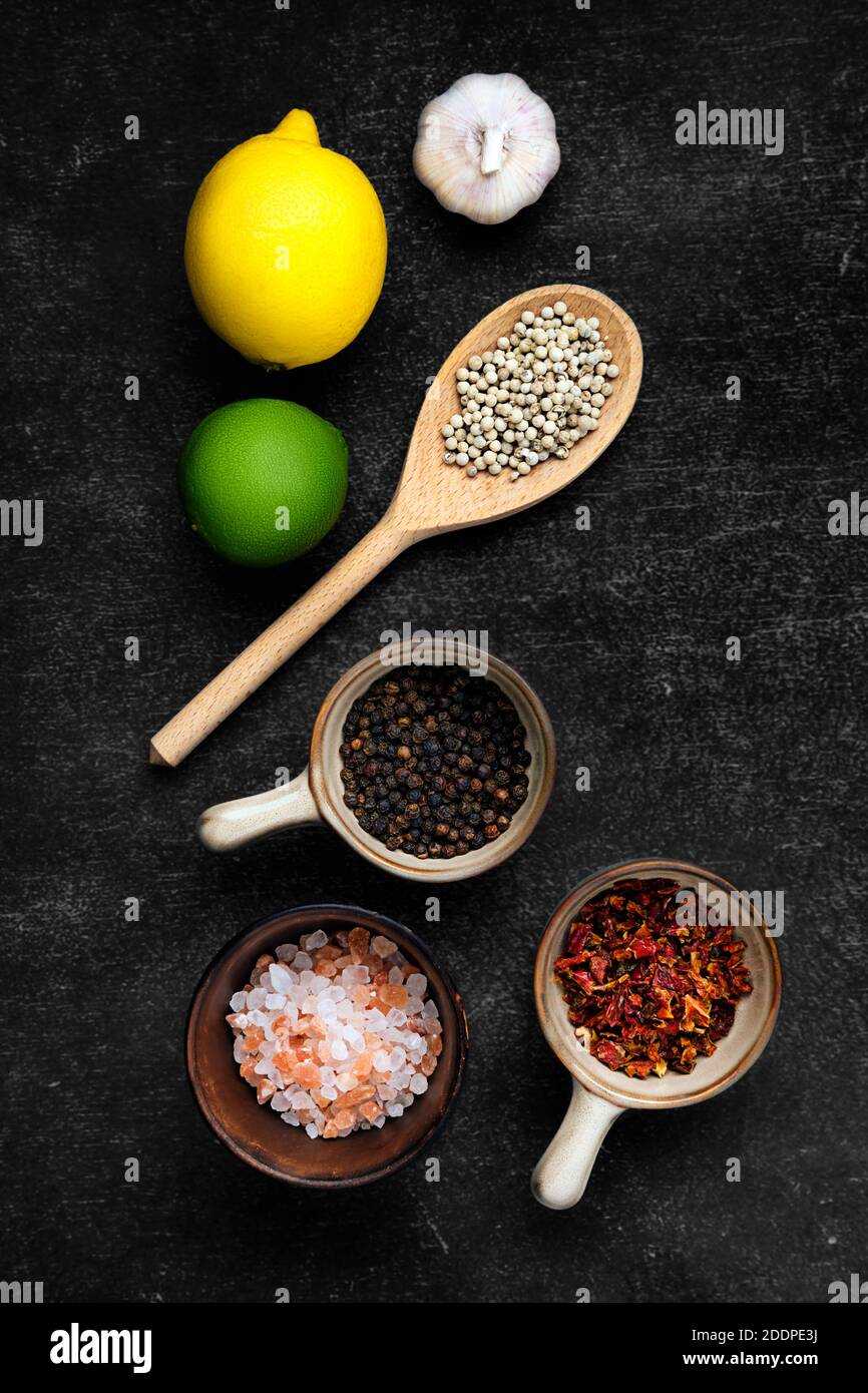Basic spice hi-res stock photography and images - Alamy