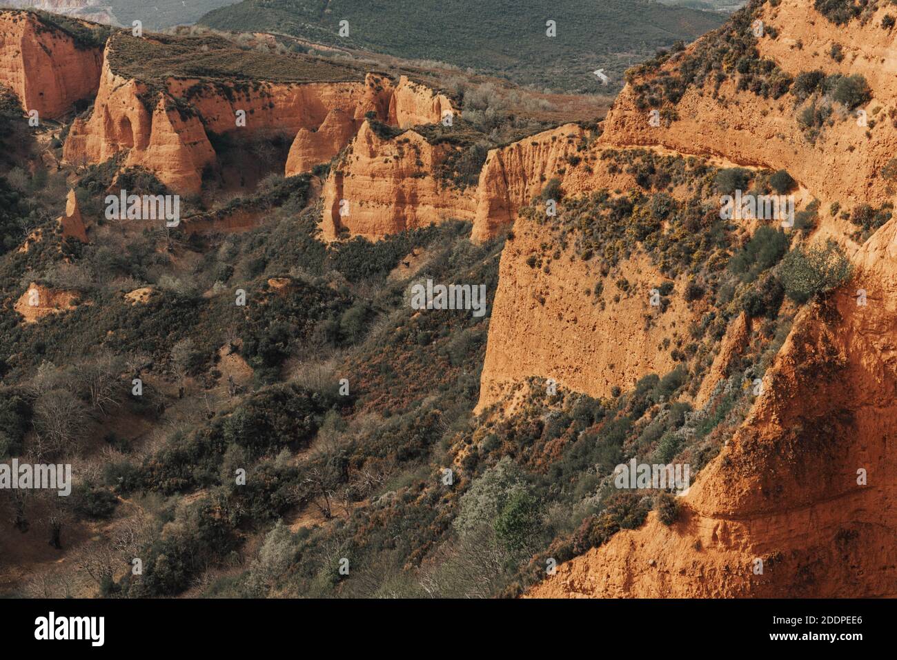 ancient remains of gold mines of Medulas de León Stock Photo - Alamy