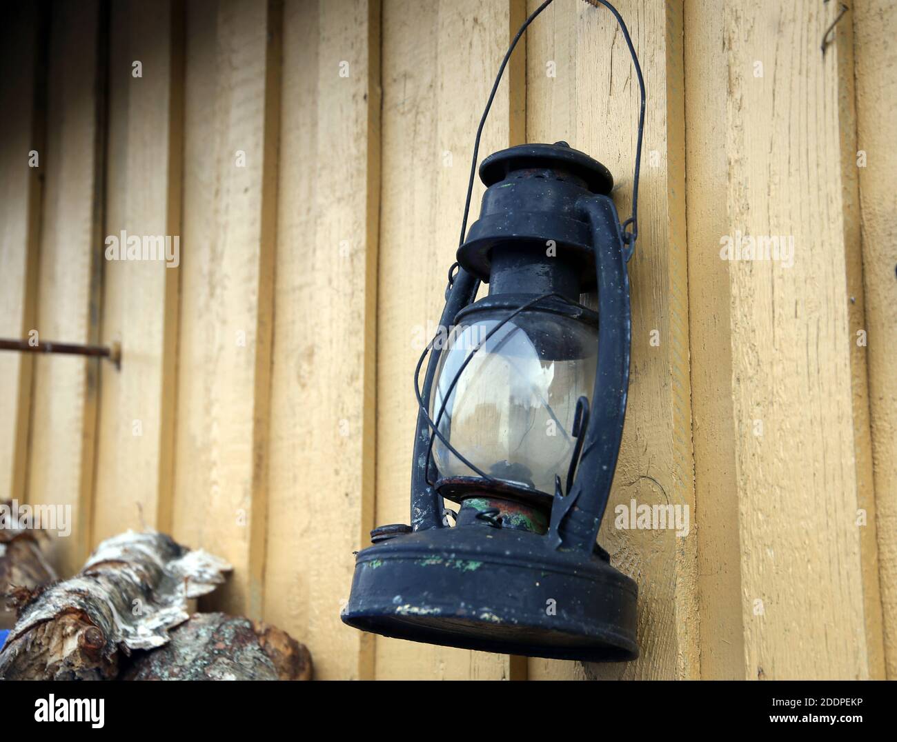 Antique lantern metal chains hi-res stock photography and images - Alamy