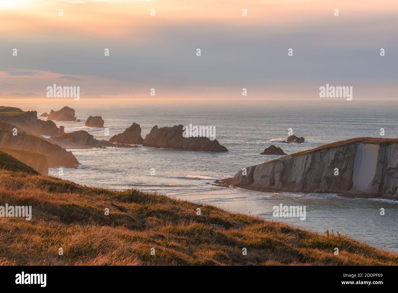 Unique sunset in nature hi-res stock photography and images - Alamy