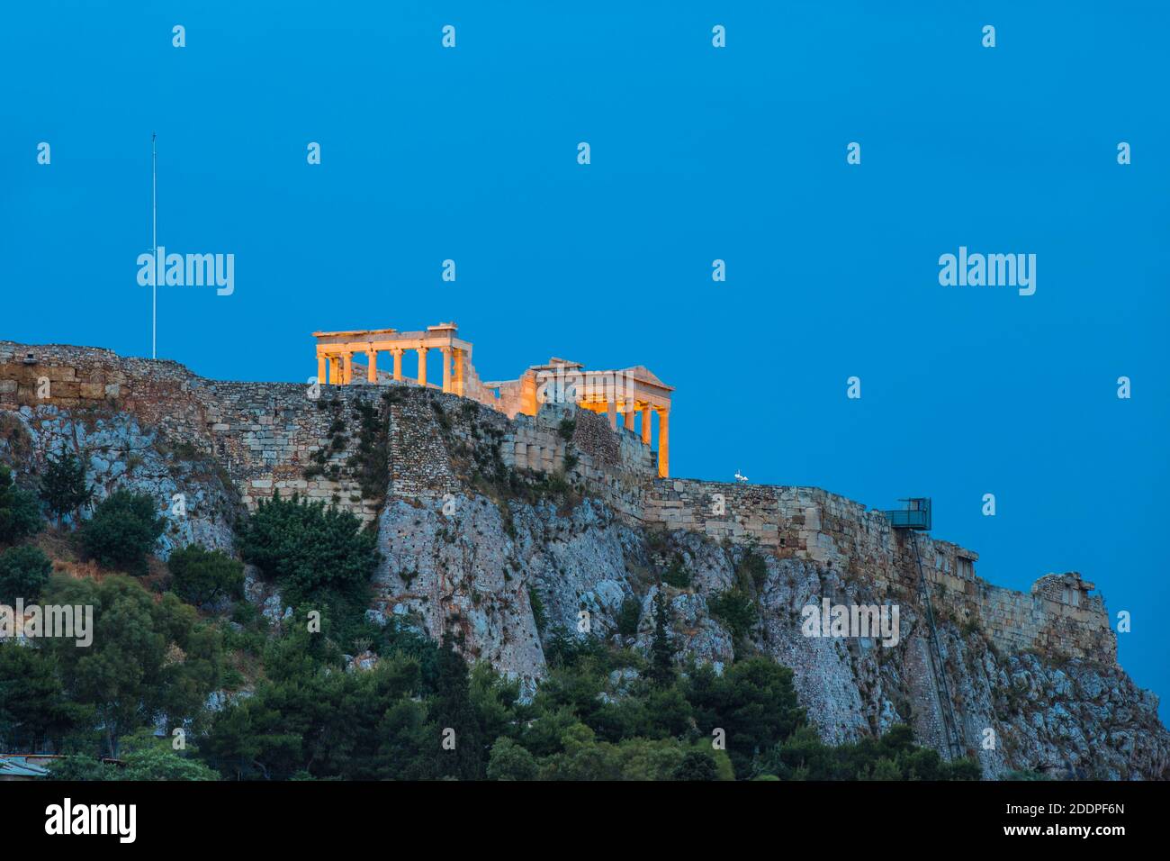 Acropolis of athens illuminated temples hi-res stock photography and ...