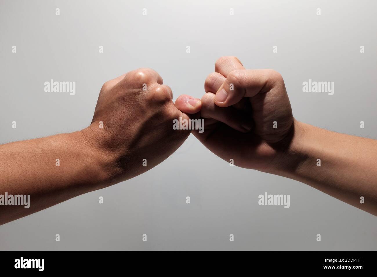 Man hand promise on white background Stock Photo - Alamy