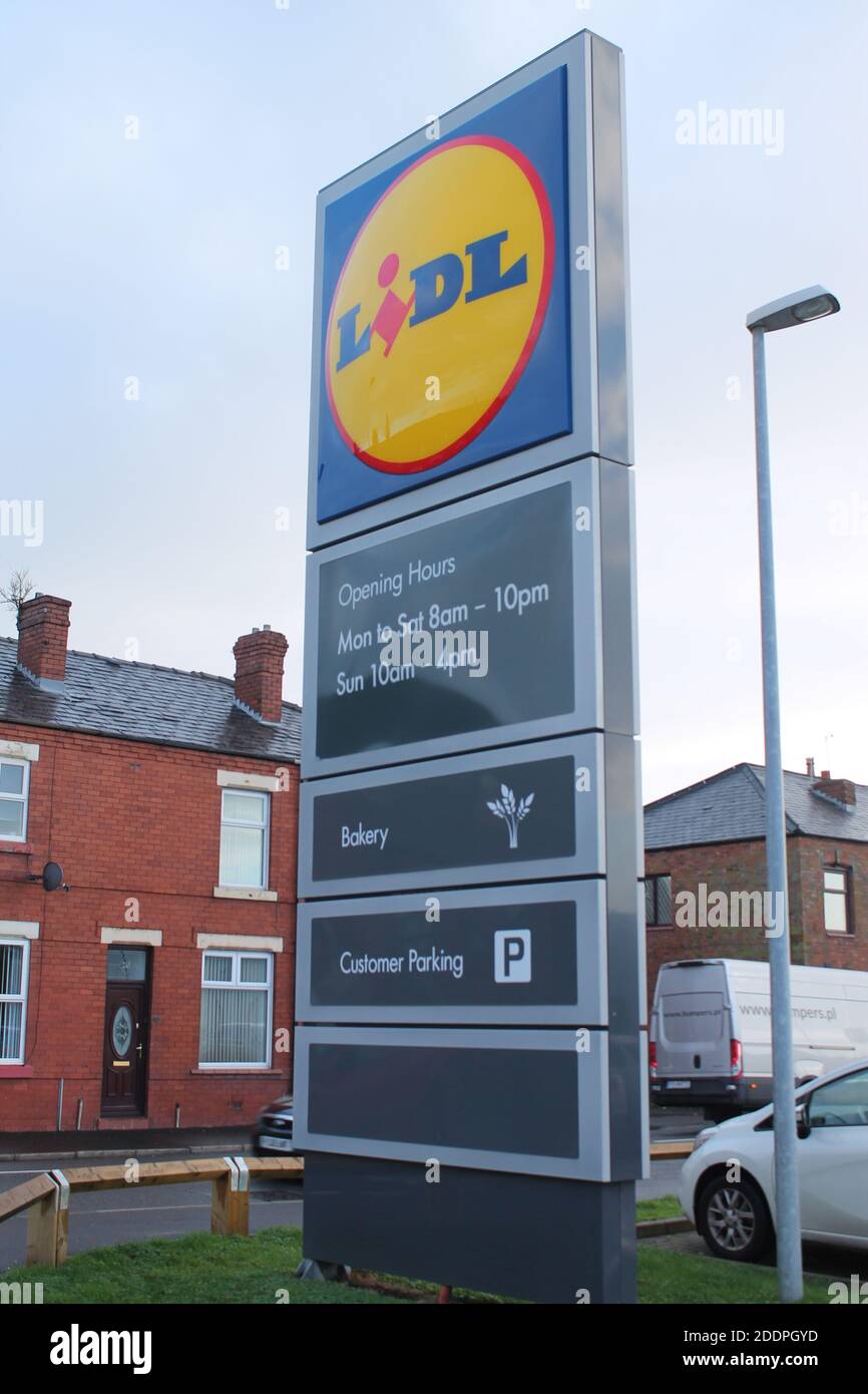 Lidl logo on parking hi-res stock photography and images - Alamy