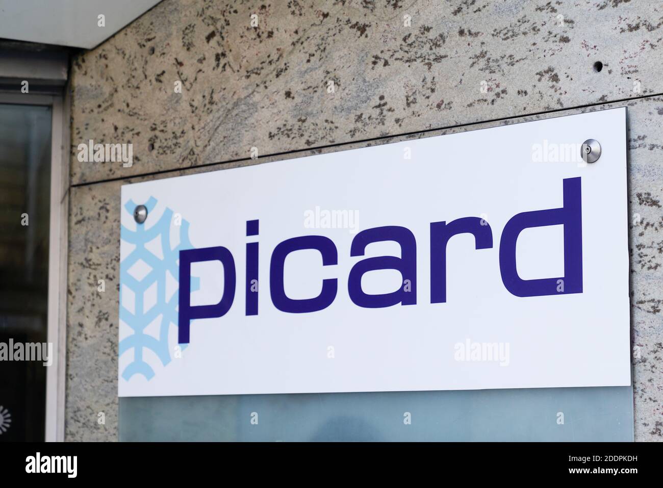 Picard surgeles hi-res stock photography and images - Alamy