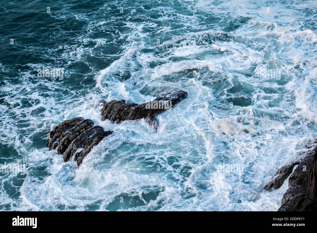 Furious sea wave hi-res stock photography and images - Alamy