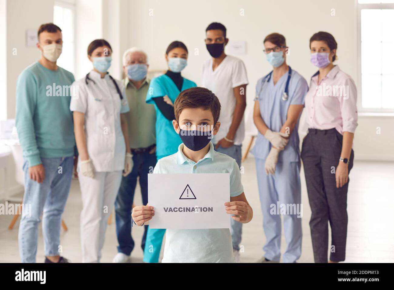 Vaccination child hi-res stock photography and images - Alamy