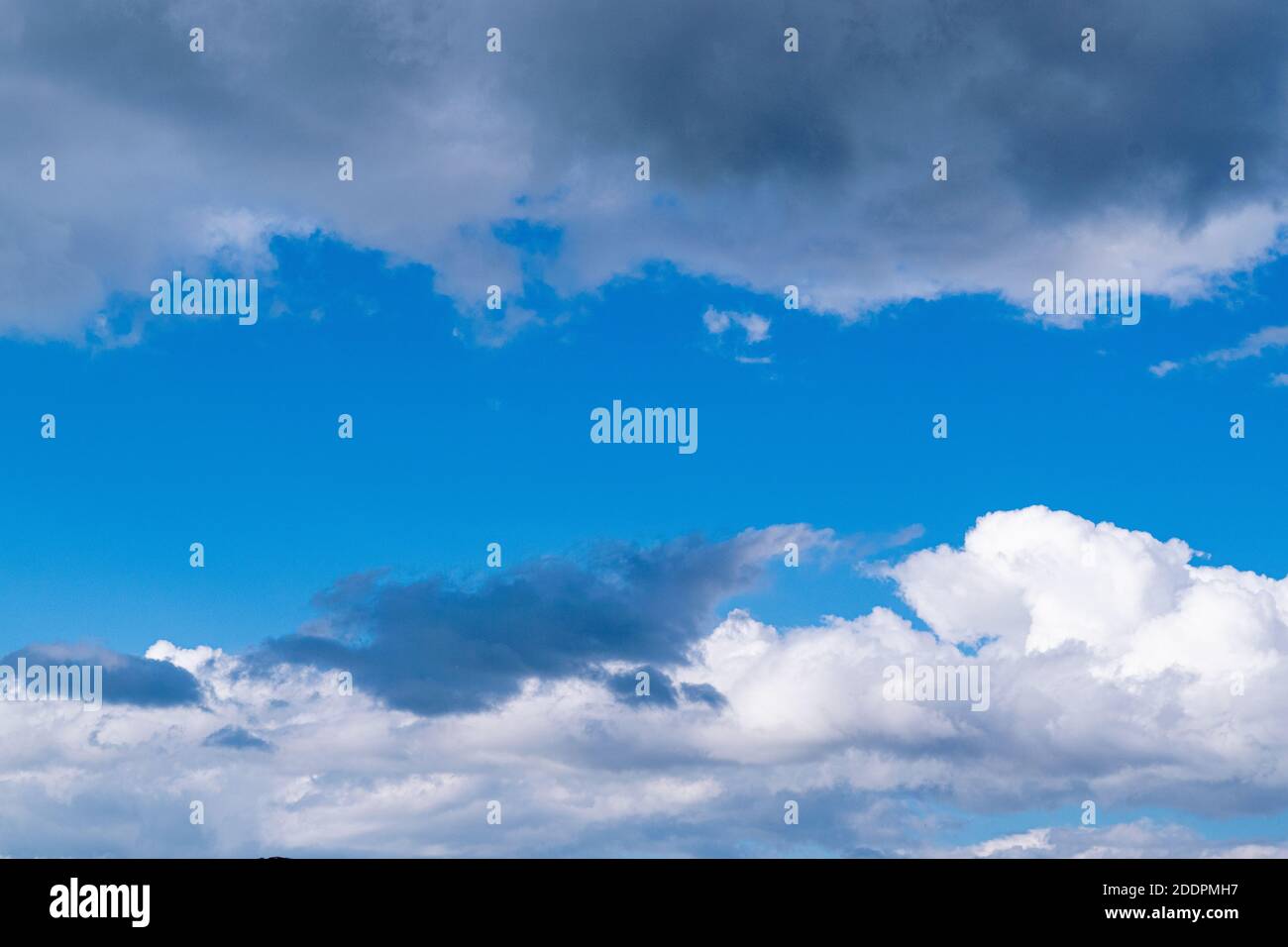 Sun in overcast sky hi-res stock photography and images - Alamy