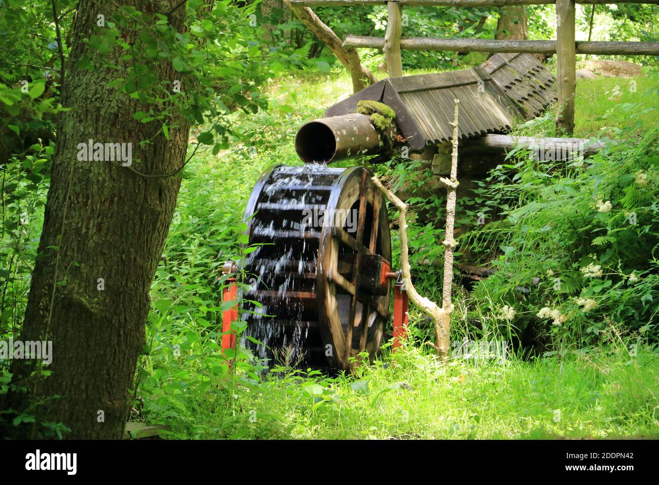A view of a traditional wooden waterwheel Stock Photo - Alamy