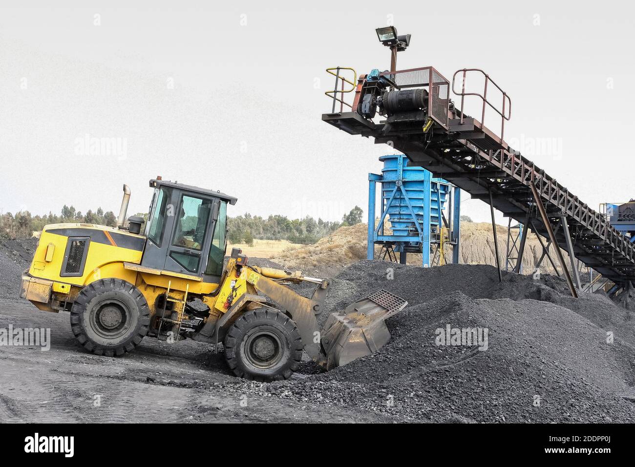 Coal mining metal hi-res stock photography and images - Alamy
