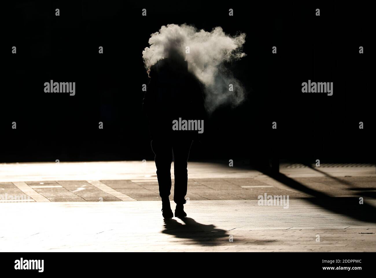 Vaping man silhouette hi-res stock photography and images - Alamy