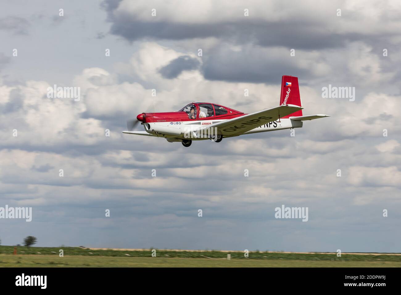 Closed cockpit hi-res stock photography and images - Alamy