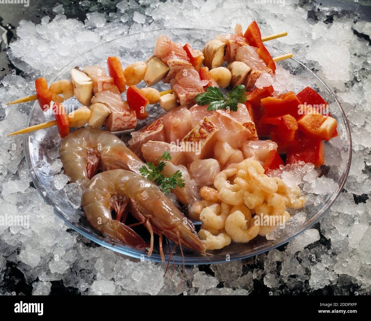Shellfish platter hi-res stock photography and images - Alamy