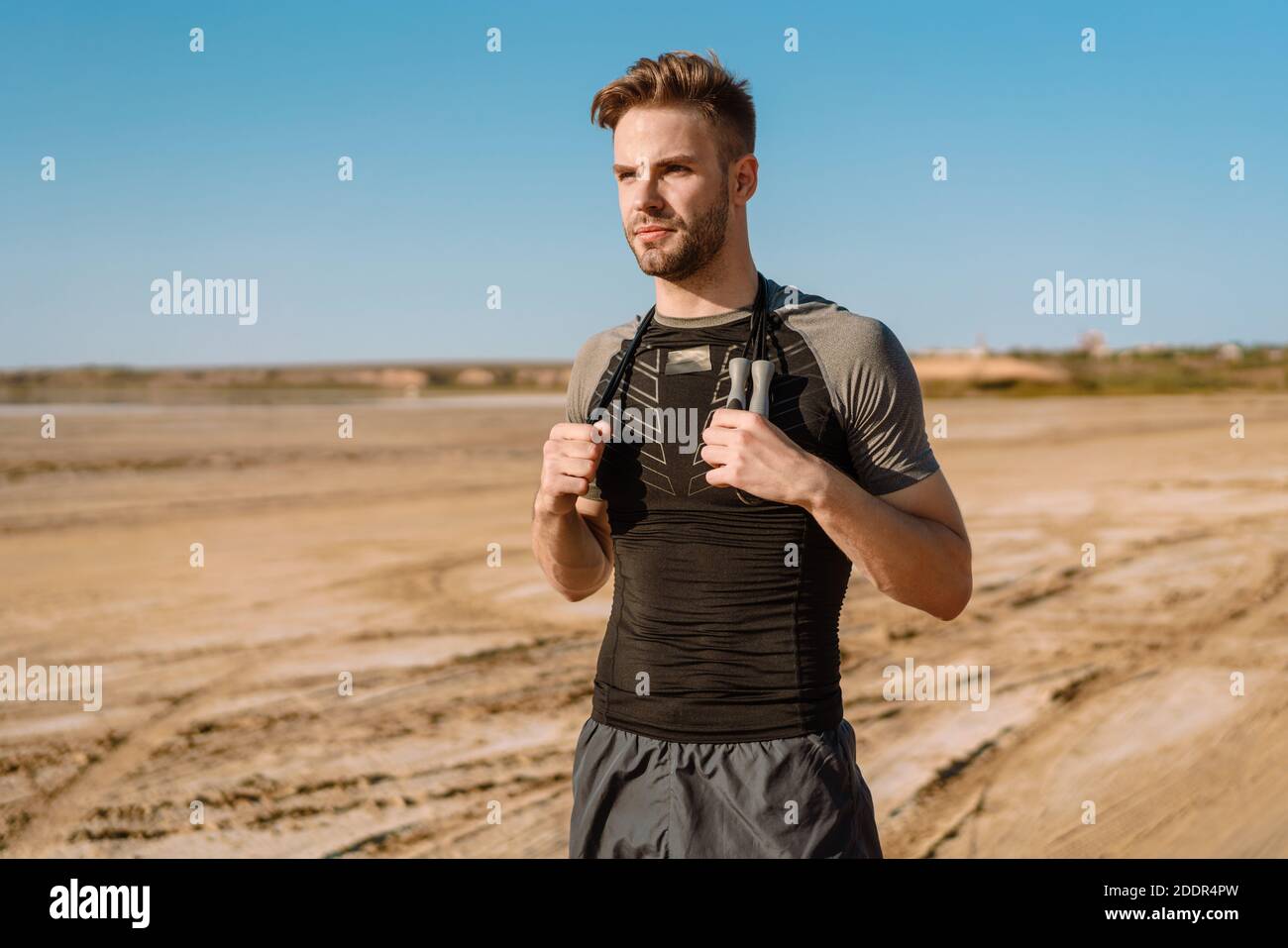 Man jumping rope and beach hi-res stock photography and images - Alamy