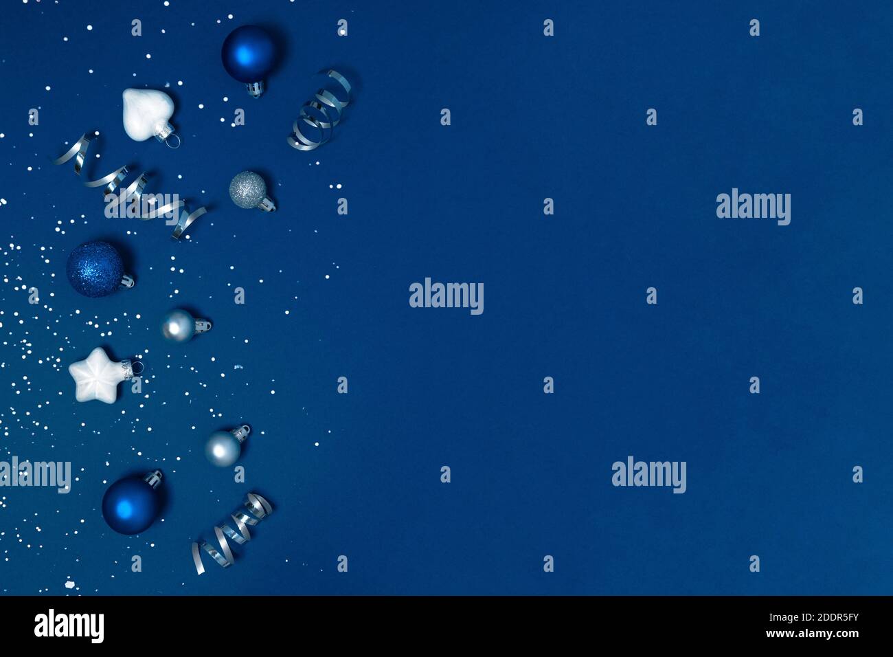 Dark Blue Snow Border High Resolution Stock Photography and Images - Alamy
